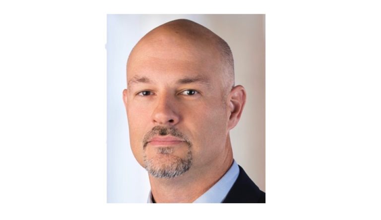 Western Digital matches Seagate’s 32 TB HAMR capacity with 11-platter ...