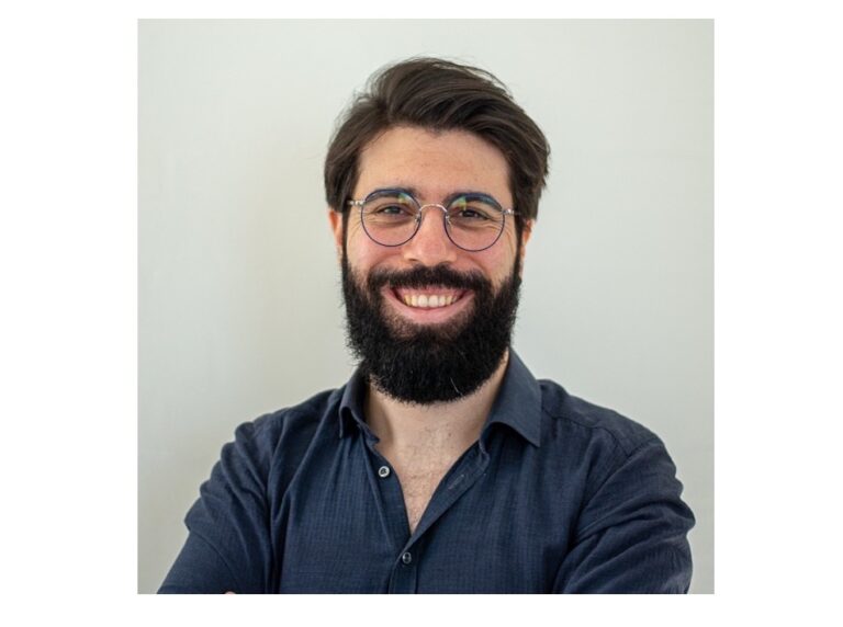 Using SSD data placement to lessen SSD write amplification